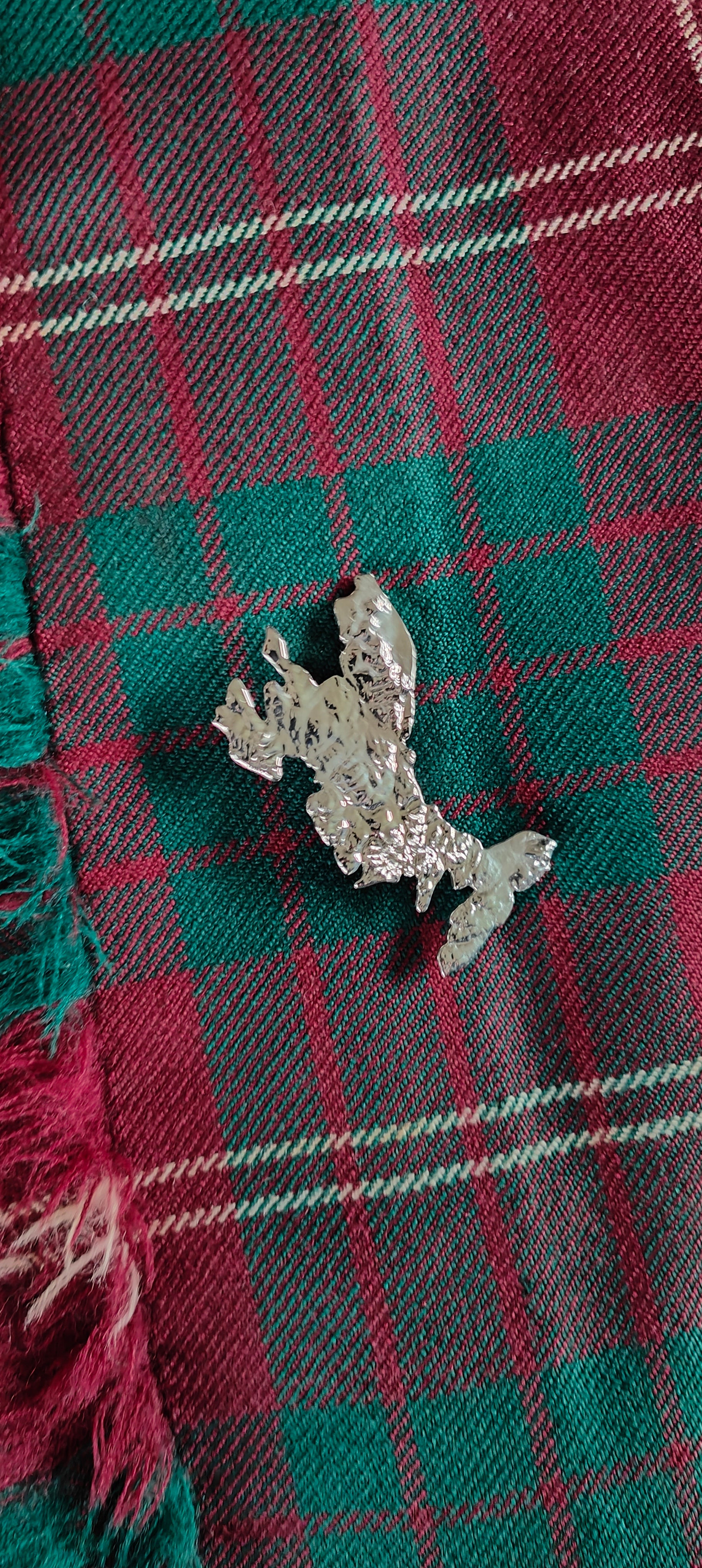 Isle of Skye 3D Kilt Pin – Jess MacDonald Brass